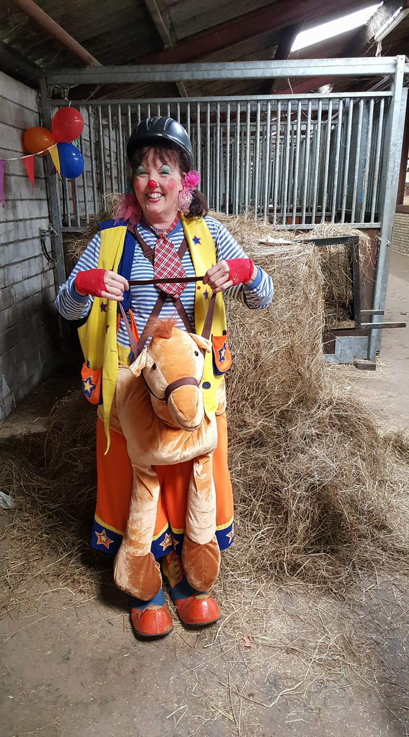 Voorstellingen & Clown Joepie – Theaterbureau Jacqueline Nowak